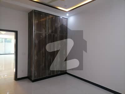 Get This Amazing 5 Marla House Available In Eden Boulevard Housing ...