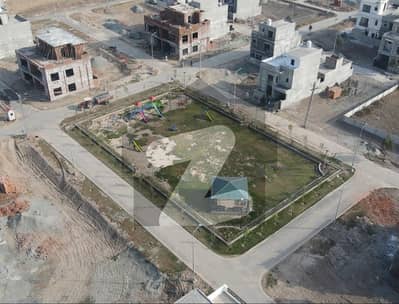 Heart Of Executive Block, Best For Construction & Shifting Park View ...