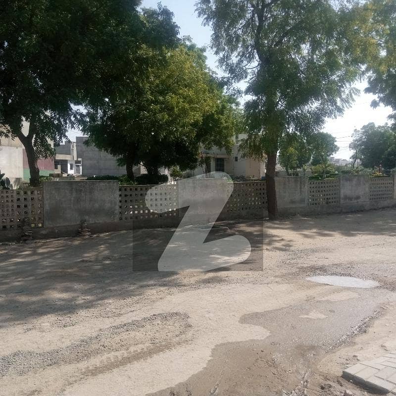 Saadi Garden Block 5 Box file Saadi Garden - Block 5, Saadi Garden, Scheme 33, Karachi ...