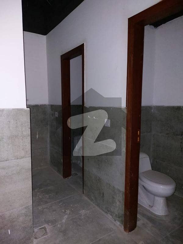 Offices Available In High Q Tower High Q Tower, Gulberg 5, Gulberg ...