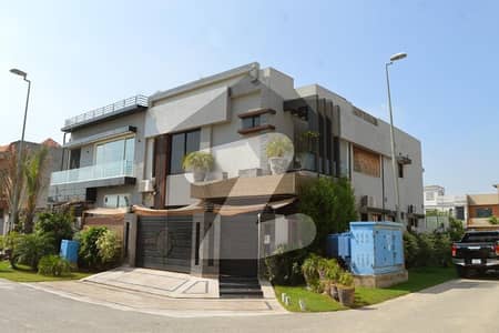 House For Sale In Paragon City Corner + Facing Park Paragon City ...