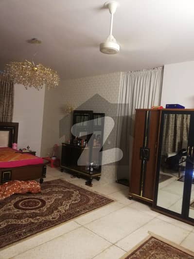 A Stunning Prime Location House Is Up For Grabs In PECHS Block 2 ...