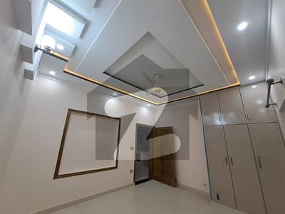 In Pakistan Town - Phase 1 Of Islamabad, A 1350 Square Feet Upper ...