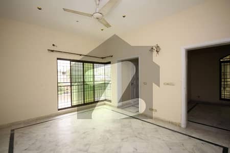 10 Marla Upper Portion House For Rent In DHA Phase 1 DHA Phase 1, DHA ...