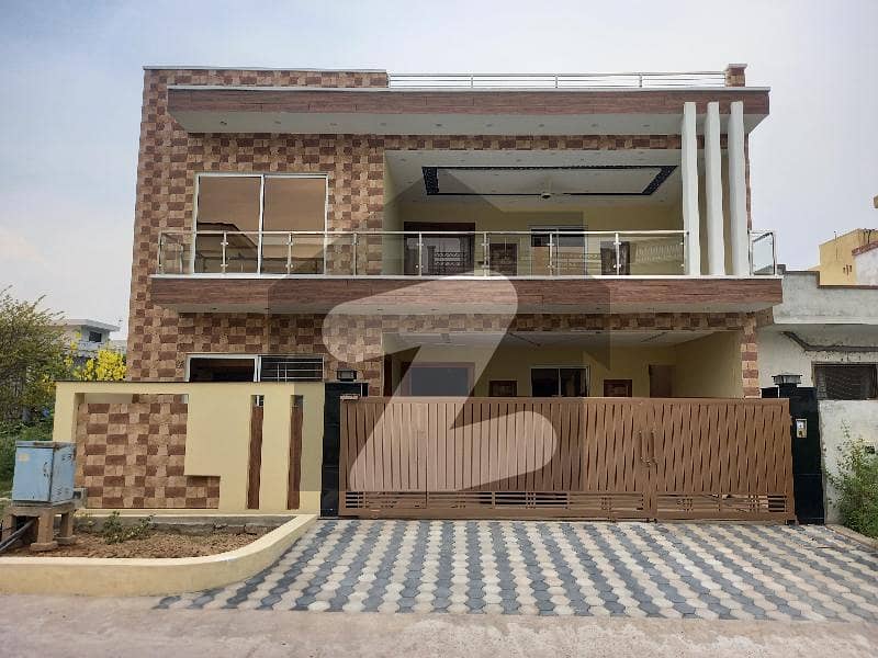 Very Very Beautiful Newly Constructed 10 Marla Brand New House on Prime Location of Jinnah ...