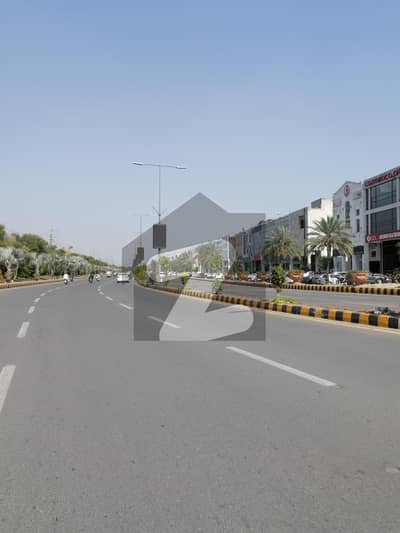 Dp pool clear plot DHA Phase 6, DHA Defence, Lahore ID45947124 - Zameen.com