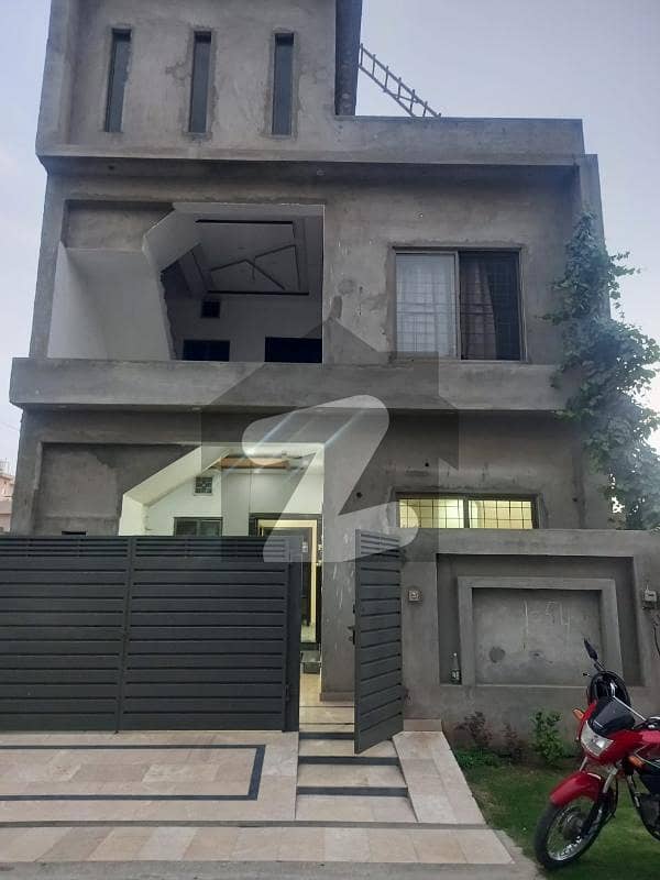 Very Very Reasonable Price House Park View City - Platinum Block, Park ...