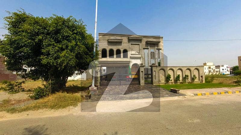 Prime Location Pair of 18 Marla Plot for Your Dream House Bankers ...