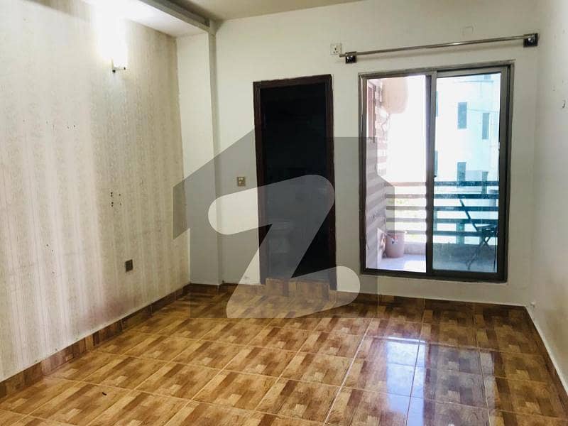 2 bedrooms flat MULTI ARCADE E11/1 mpchs E-11/1, E-11, Islamabad ...