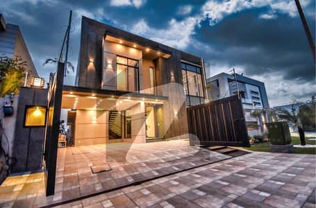 Contemporary Living Immaculate 1 Kanal Modern House in Prime Location ...