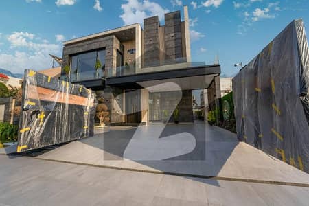 Most Beautiful Full Basement And Luxury Modern Designed 1 Kanal House ...