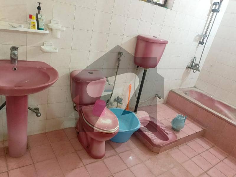 10Marla upper Portion Available For Rent in Model Town Link Road Model ...