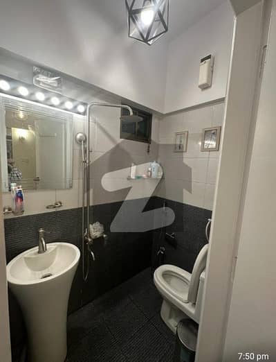 Fully furnished studio apartment available at muslim commercial DHA ... Fully furnished studio apartment available at muslim commercial DHA ...