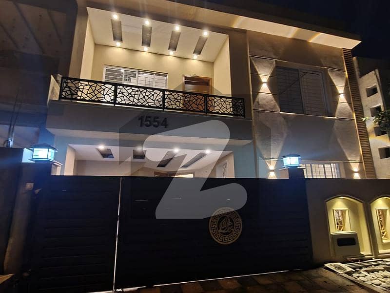 Rafi Villa 6M like a brand new Fully Renovated Newly painted With Gass ...