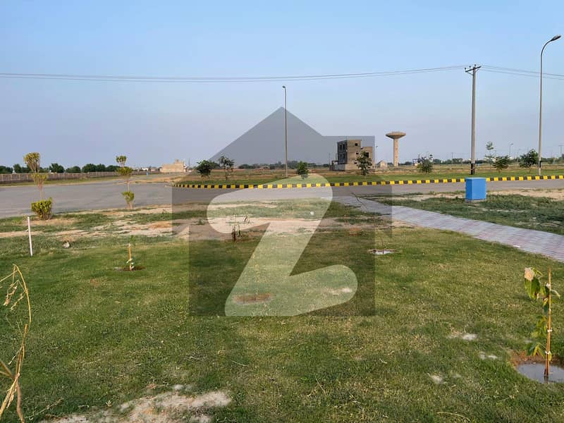 Prime Location Near To Main Road Plot Is Available Bagh-e-Iram Housing ...