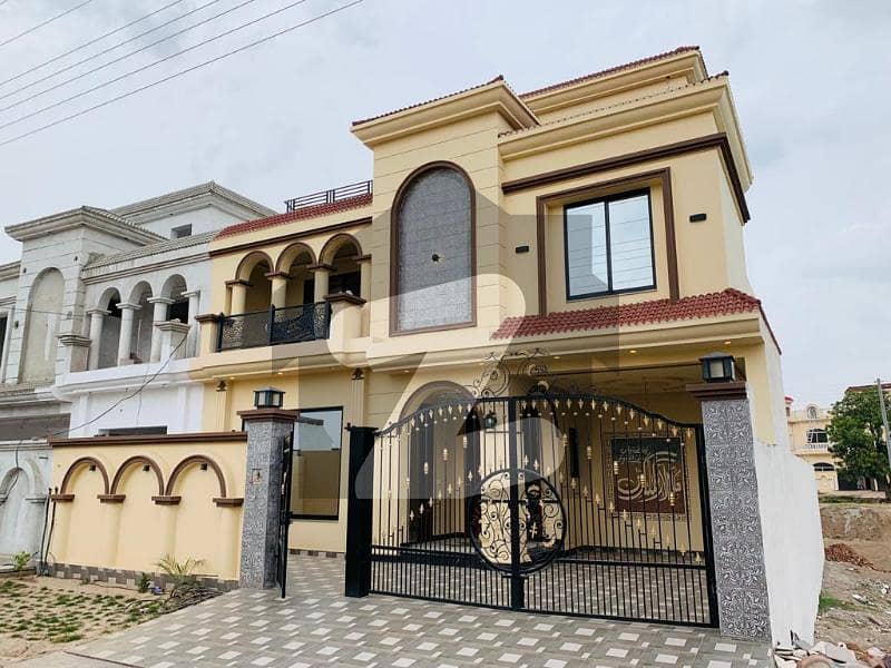 9 Marla House for sale Buch Executive Villas Multan Hamid Block Park ...