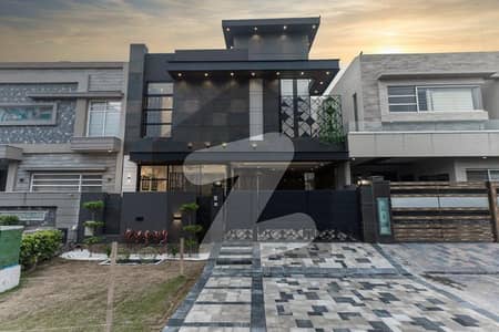 5 Marla Outstanding Modern Design House For Sale DHA 9 Town - Block B ...