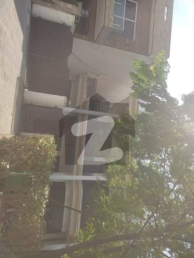 G 11 2 house available 40*80 6 bed with bath 2 drawing dining 2 TV ...