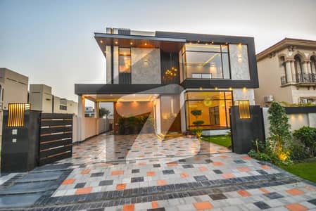 One Kanal Near Fairways Defense Raya And Raya Club Pf Chang Restaurant ...