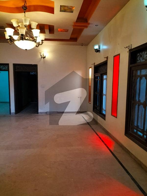 200 sq yards beutyfull portion for rent in Gulshan e Ismail society ...