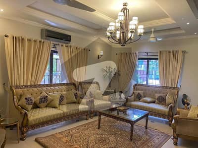 500 Sq Yard Luxury House Available For Sale E-11, Islamabad ID47407632 ...