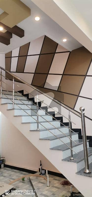 BIG 40 FT ROAD CLASS LOCATION State Bank of Pakistan Housing Society ...