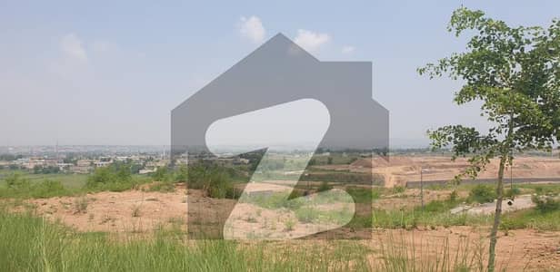 Fabulous Location, 2nd Avenue 1 Kanal Exclusive Plot DHA Phase 5 ...