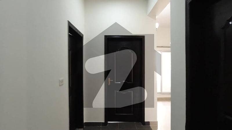 Flat For Grabs In 5 Marla Lahore Askari 11 - Sector C, Askari 11 ...