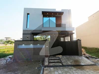 This Is Your Chance To Buy Facing Park House In DHA 11 Rahbar Phase 2 ...