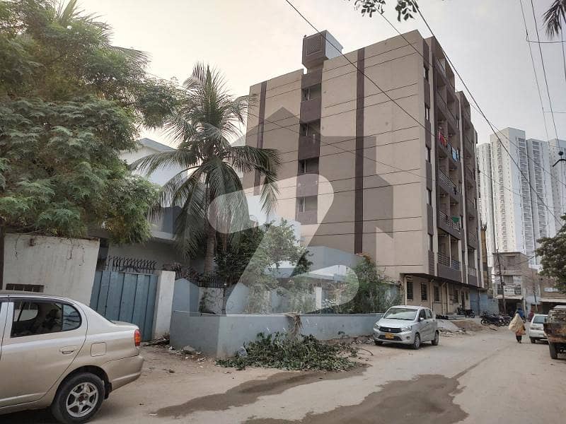 2 Sides Corner Brand New Flat Gulshan-e-Iqbal - Block 3, Gulshan-e ...