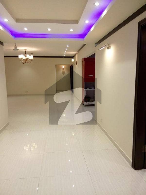 A Stunning Prime Location Flat Is Up For Grabs In Clifton - Block 1 ...