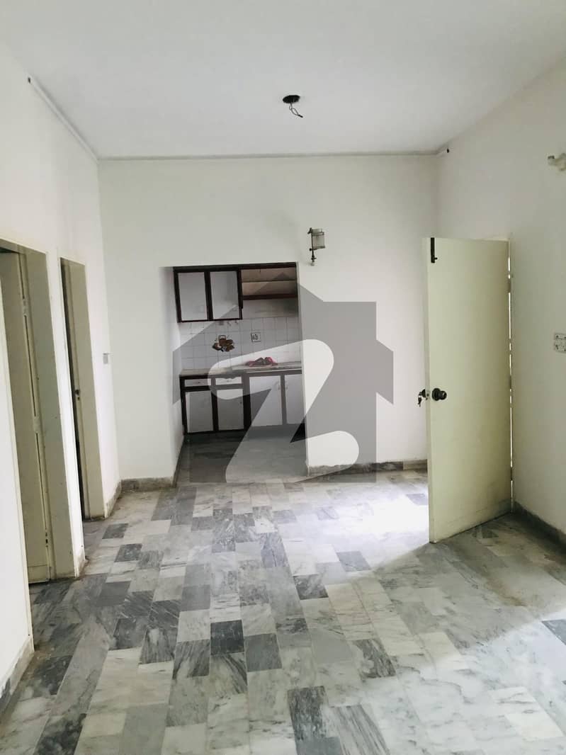 2 BED DD NEAT N CLEAN BOUNDARY WALL PROJECT LOWER PORTION FOR RENT ...