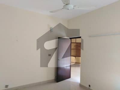House Sized 4 Kanal In Model Town - Block H Model Town - Block H, Model ...