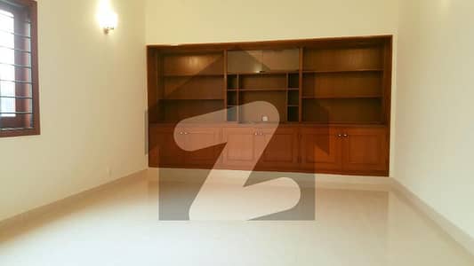 2100 Sqft Pure West Open Big Size Apartment In A Secure Compound Wall ...