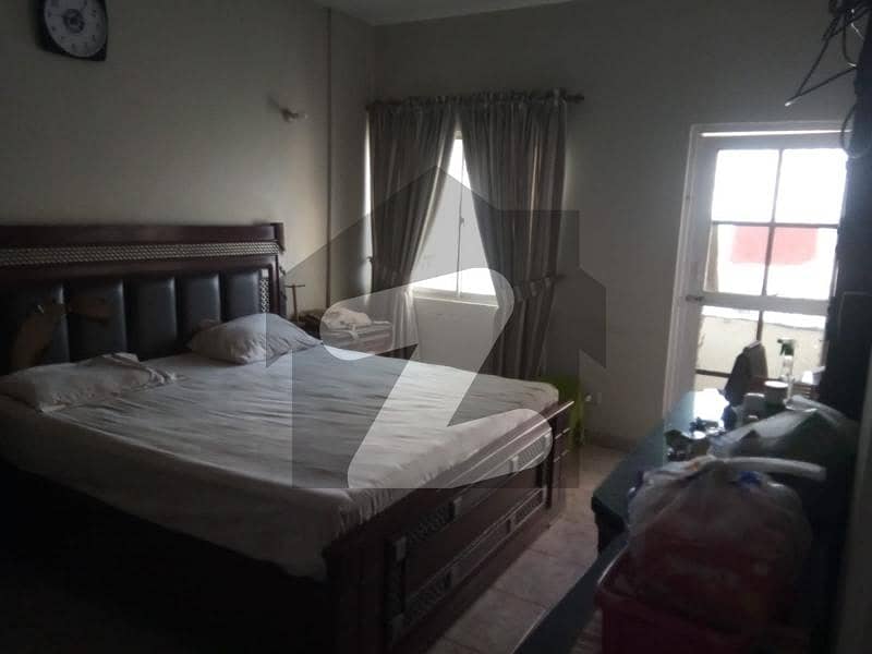 Block 5 Clifton Boundary Wall Project Park Facing 3rd Floor 1500 Square ...