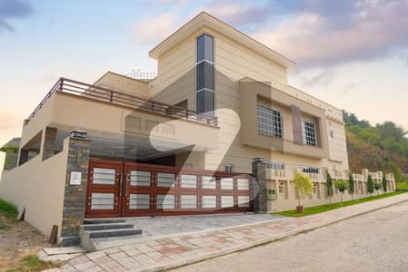 Top Heighted Brand New 6 Bed 2 Unit House Available DHA Phase 2 ...