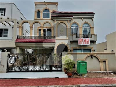 10 Marla Beautiful Furnished House For Sale In Jasmine Block Bahria town Lahore Bahria Town ...