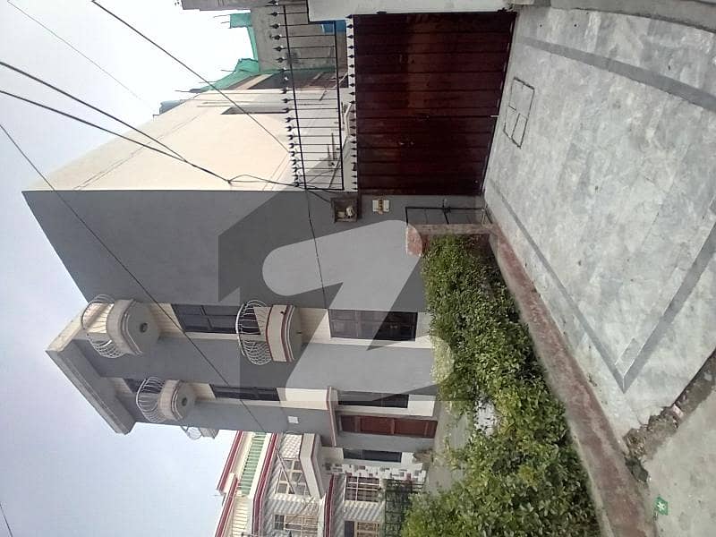 Nargis Block 685 - Lower Portion Allama Iqbal Town - Nargis Block ...