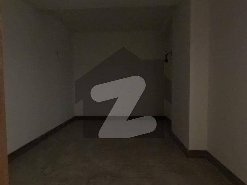 Prime Location 2400 Square Feet Flat Situated In Clifton - Block 8 For ...