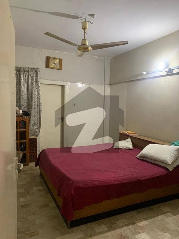 3 Bed Dd 3rd Floor Alhamra Garden Gulshan Block 7 Gulistan-e-Jauhar ...