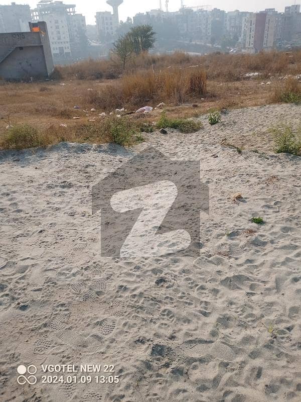 Plot far sale 7 marla Jinnah Gardens Phase 1, Jinnah Gardens, FECHS ...