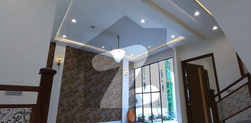 Centrally Located Prime Location House Available In DHA Phase 7 ...