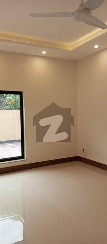 F7 622 Square Yard House 5beds with Attached Bathroom Beautiful Lawn ...