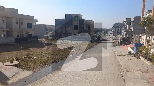 Ali blok 7 marla plot near to bahria office Bahria Town Phase 8 - Ali ...
