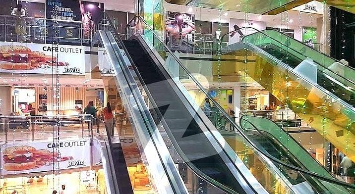 Safa Gold mall shop 12 lac rent coming Jinnah Super Market, F-7 Markaz, F-7, Islamabad ...