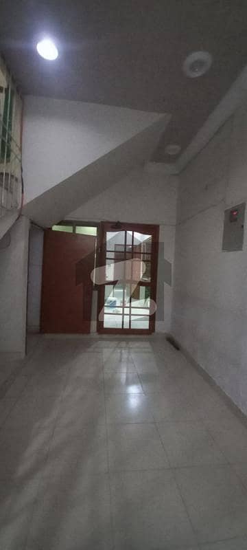 NEWLY CONSTRUCTED PORTION WITH SEPARATE ENTRANCE Gulshan-e-Iqbal ...