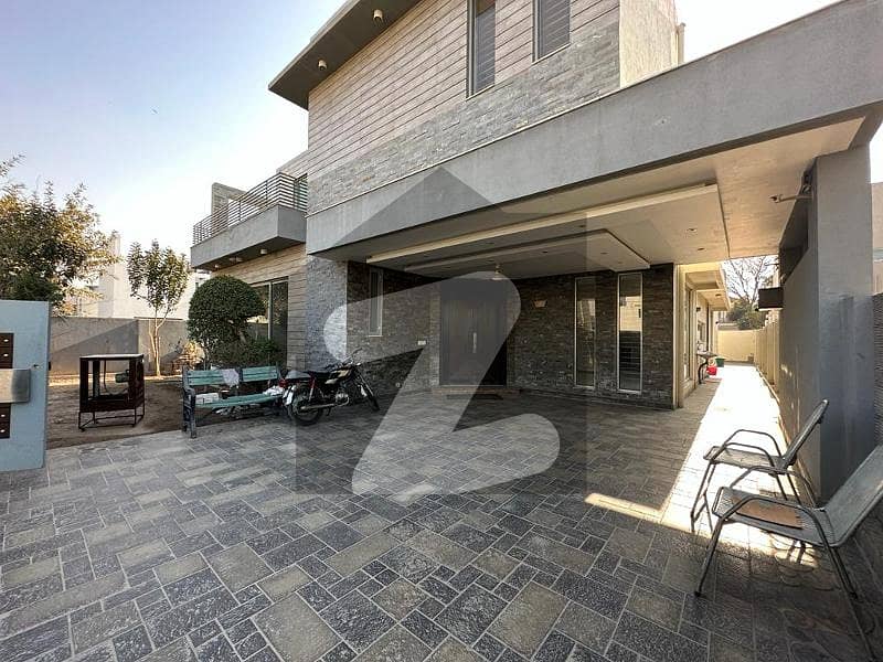 1 Kanal Bungalow On Top Location For Rent In DHA Phase 3 Block-XX ...