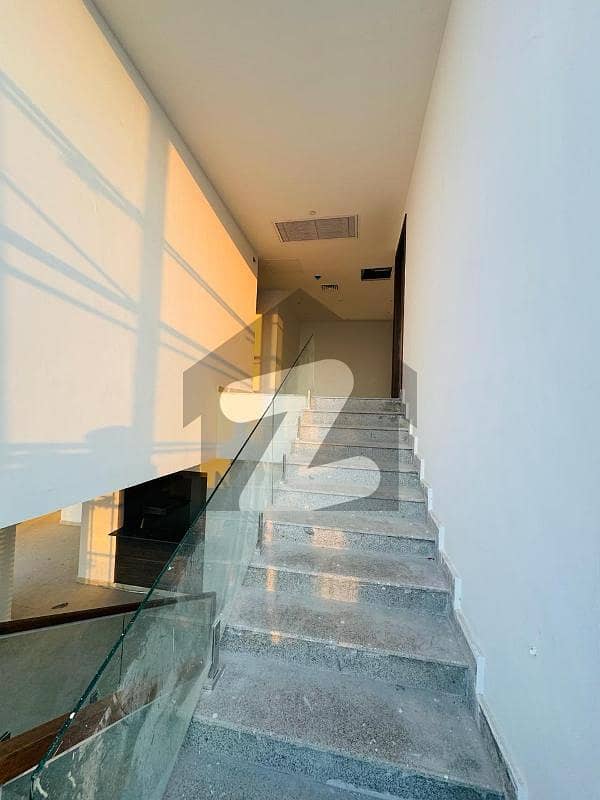 Duplex Pent House with double garden view available for Salle in Penta ...