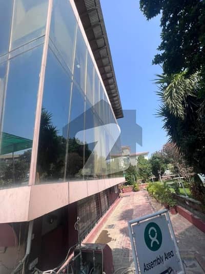 F8. Markaz , FLAT FOR SALE 1000_ SQUARE FOOT 2Bed ,D/D,TVL, ,2nd floor ...