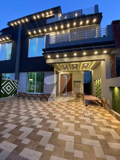 10 Brand New Ultra Modern Design House For Sale Near Valencia Town ...